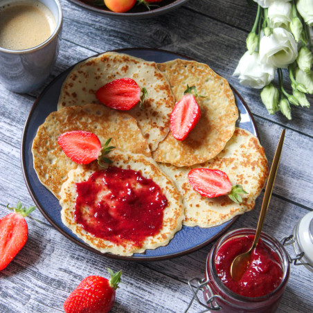 Vanilla Flavoured Sweet Fluffy Mini Crepes